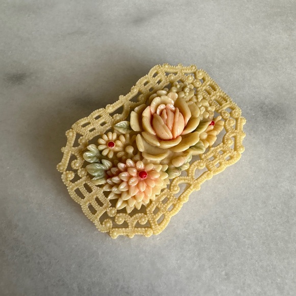 Vintage | Jewelry | Vintage 4s Hand Carved Celluloid Floral Brooch ...